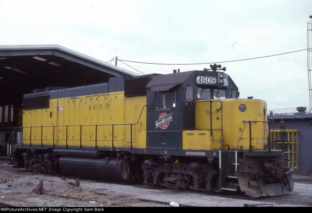 CNW 4609--GP38-2